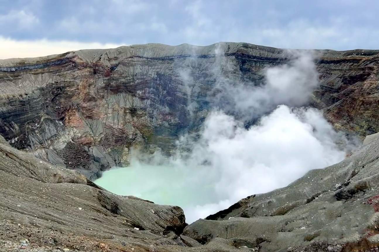 [Exclusive Small Group] Mount Aso & Kusasenri & Takachiho Gorge ...